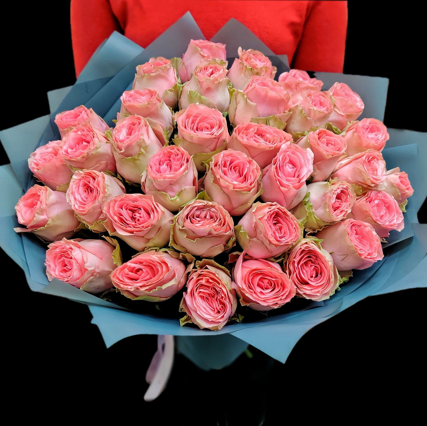 Голландські троянди Харків купити букет з доставкою Kvitolux™